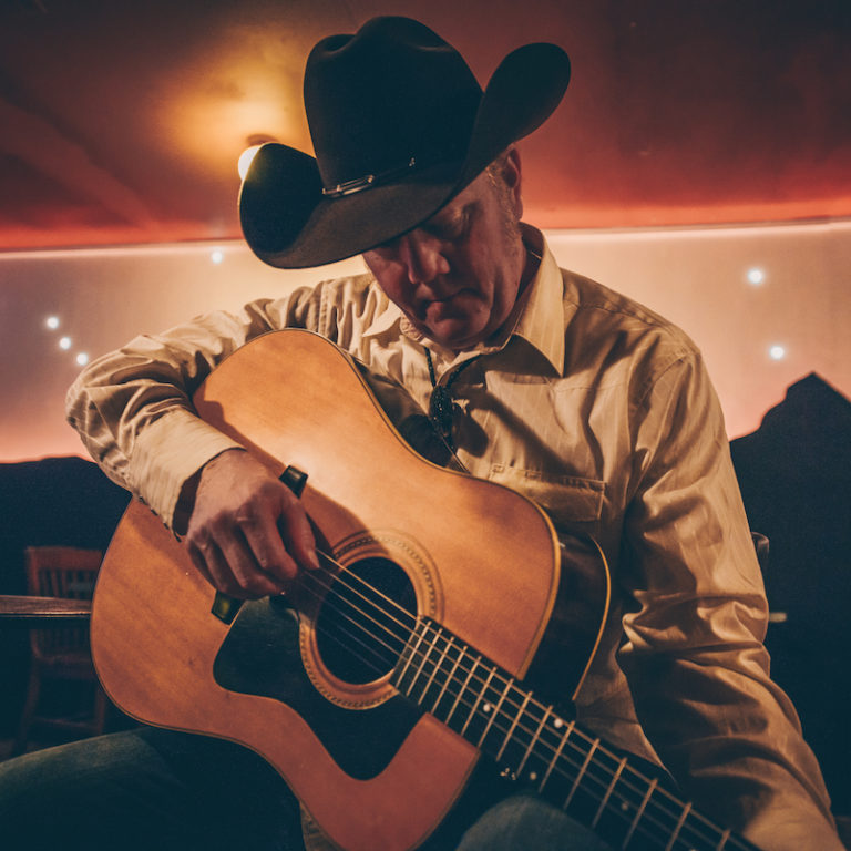 Five Minutes With Austin-Based Country Music Artist Mark Willenborg - TLM