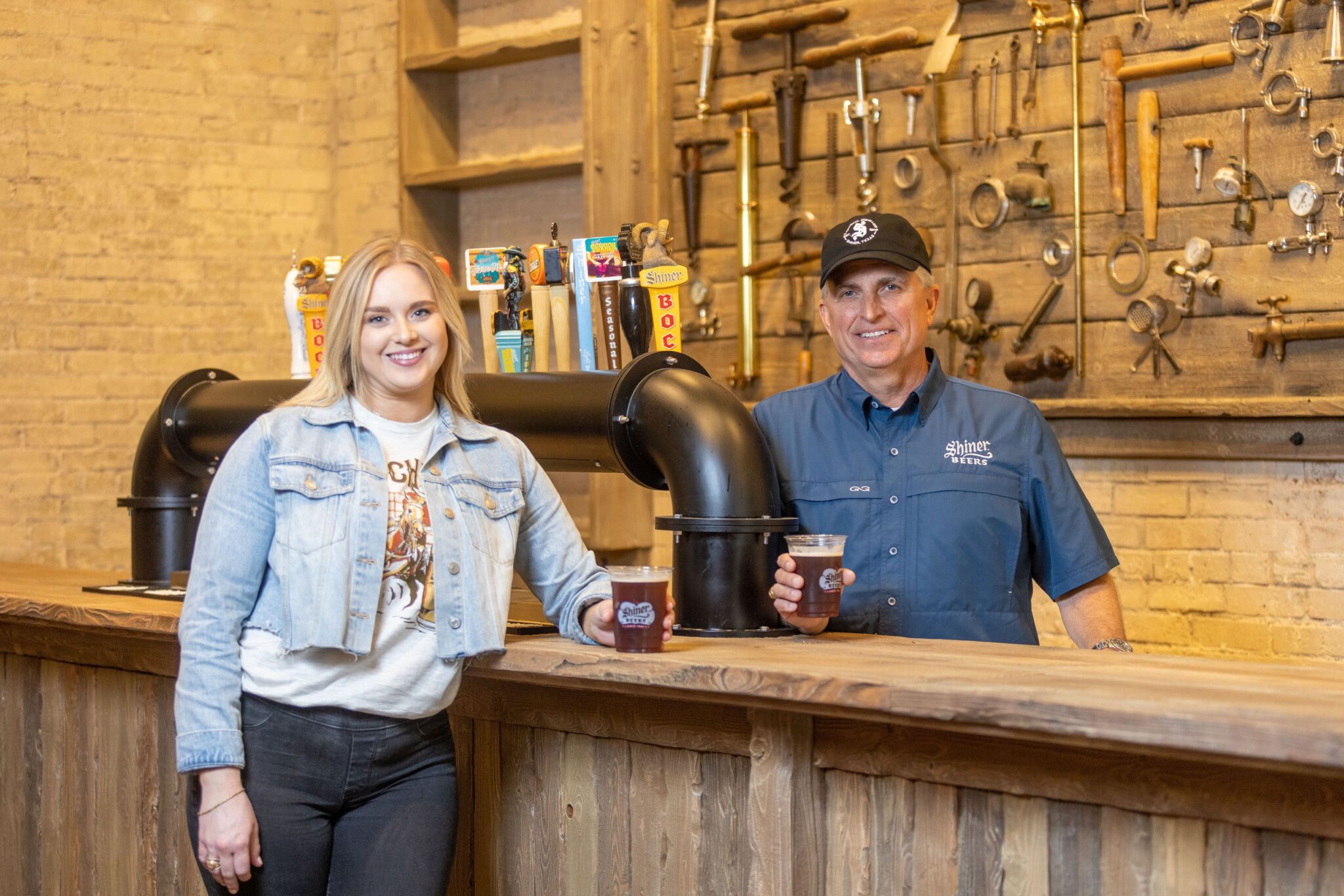 Shiner's Legendary Craft: Inside the Time-Honored Legacy of the Spoetzl ...