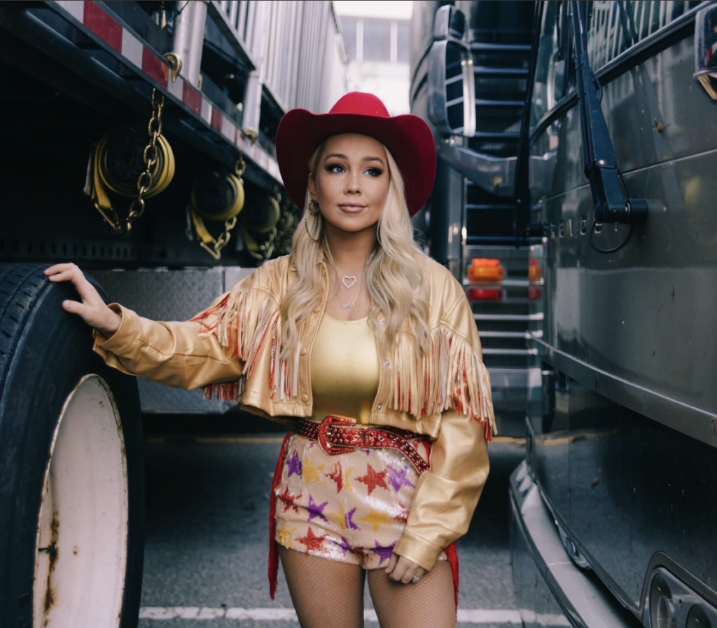 Texas Voices: Country Music Sensation RaeLynn Reflects on Her Musical ...