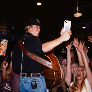 5 Minutes with Rising Country Singer Hudson Westbrook - TLM