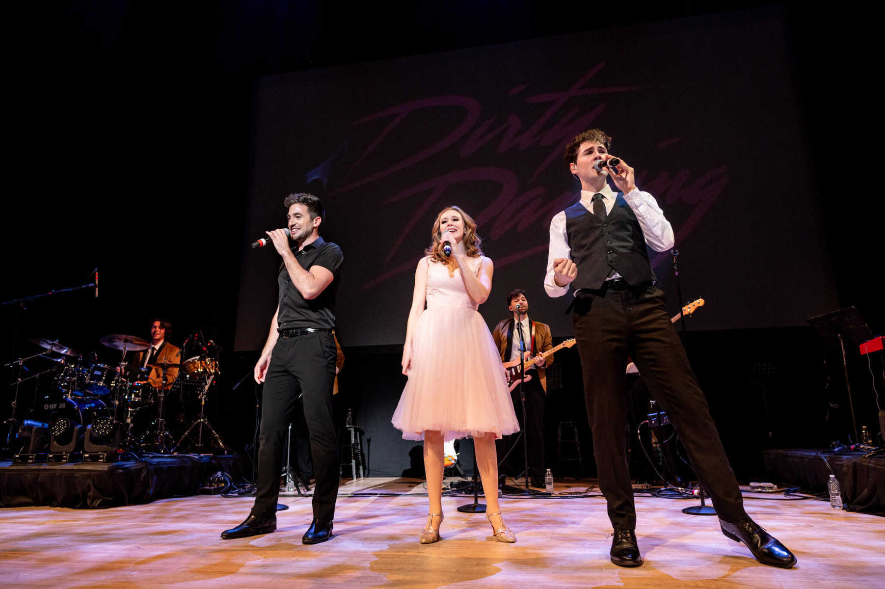 Experience the Magic of Dirty Dancing Like Never Before: Dirty Dancing ...