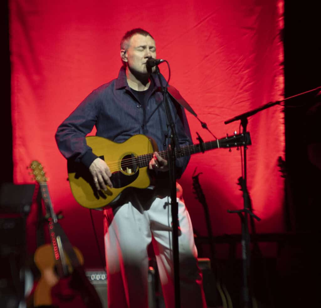 David Gray Mesmerizes Austin Crowd with Two Decades of Hits at ACL Live ...
