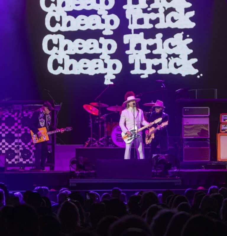 Rod Stewart and Cheap Trick Rock Austin: One Last Time . . . But Not ...