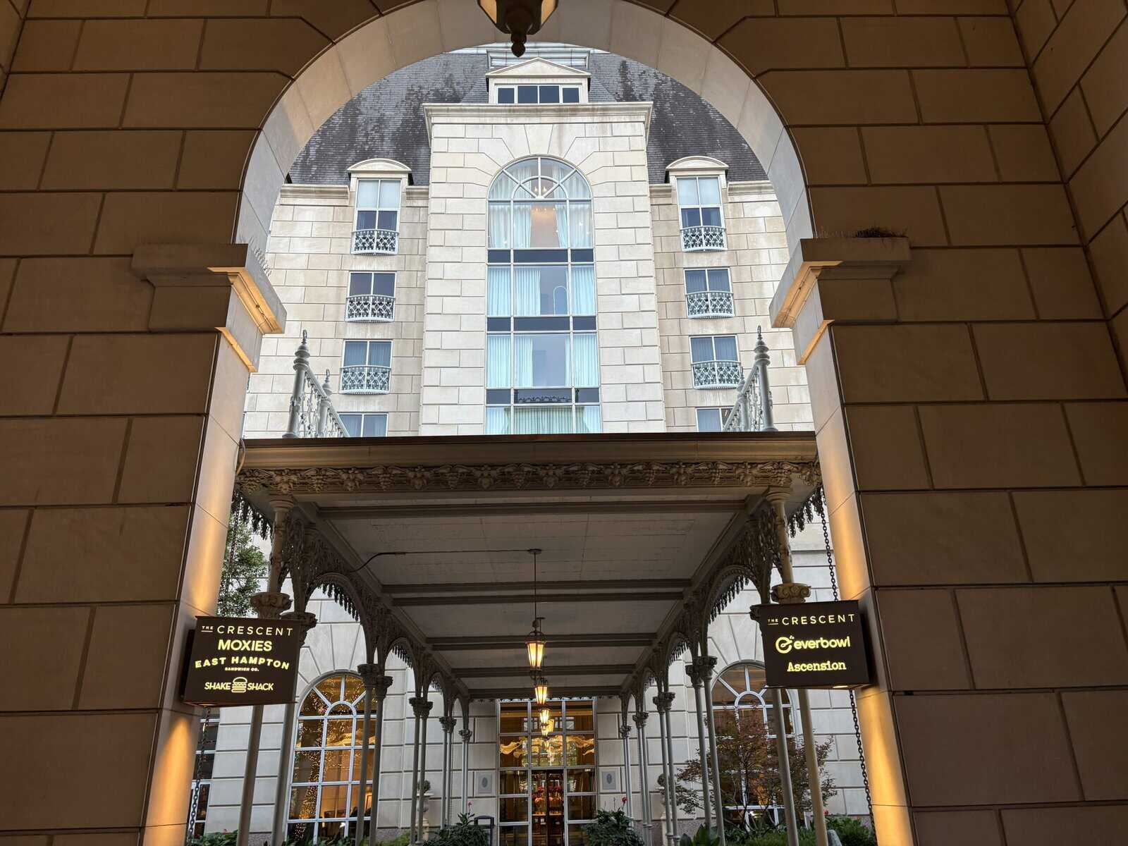 Unwind at Hotel Crescent Court: A Haven to Nurse That Holiday Hangover ...